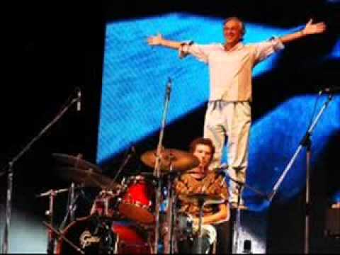 LUA DE SAO JORGE CAETANO VELOSO wmv - YouTube