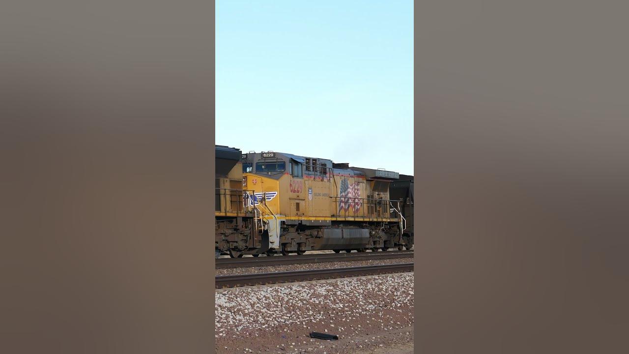 RAILFANNING SHORTS UP 6923 WB Coal TRAIN MP 740 NEEDLES SUB 10-31-2023#railfaning#railway# ...