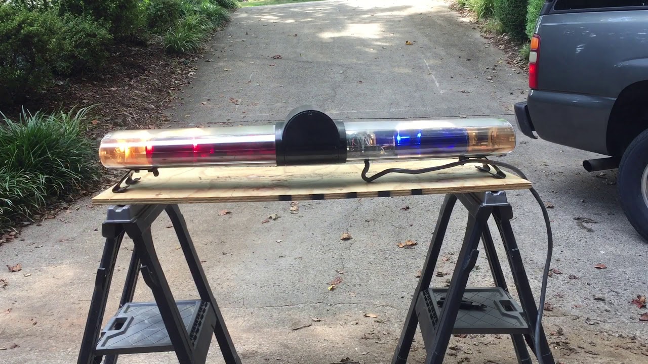 Jetsonic with Whelen rotators - Rear - YouTube