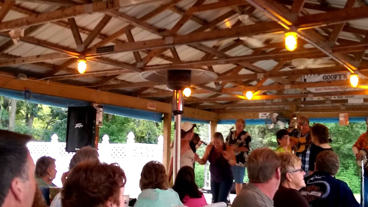 Long Ryde & Special guest Doug Meek on fiddle. - YouTube