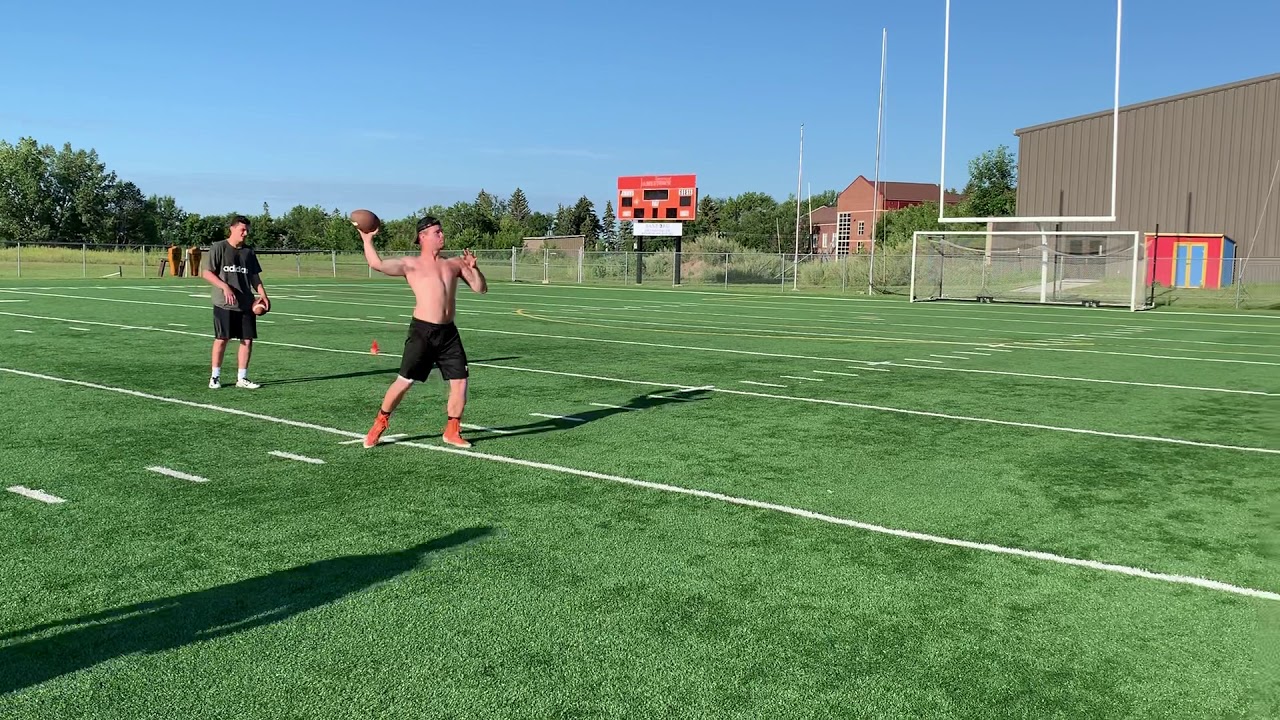 QB Drills Boxer Shuffle - YouTube