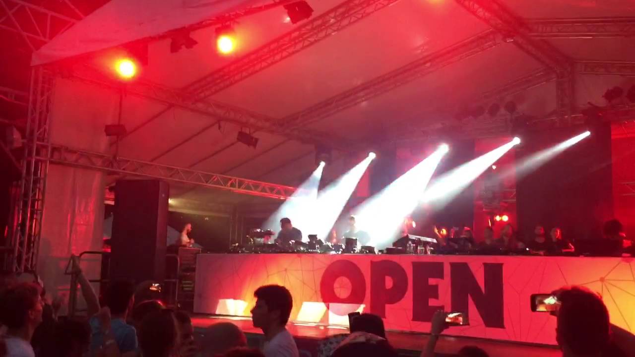 Octave One live @ Open Festival 03-07-16 part2 - YouTube