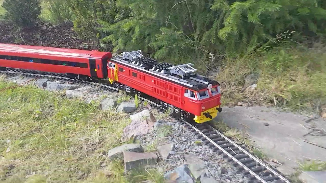 LEGO GARDEN TRAIN NSB El14 locomotive with B7 cars. Märklin gauge one ...