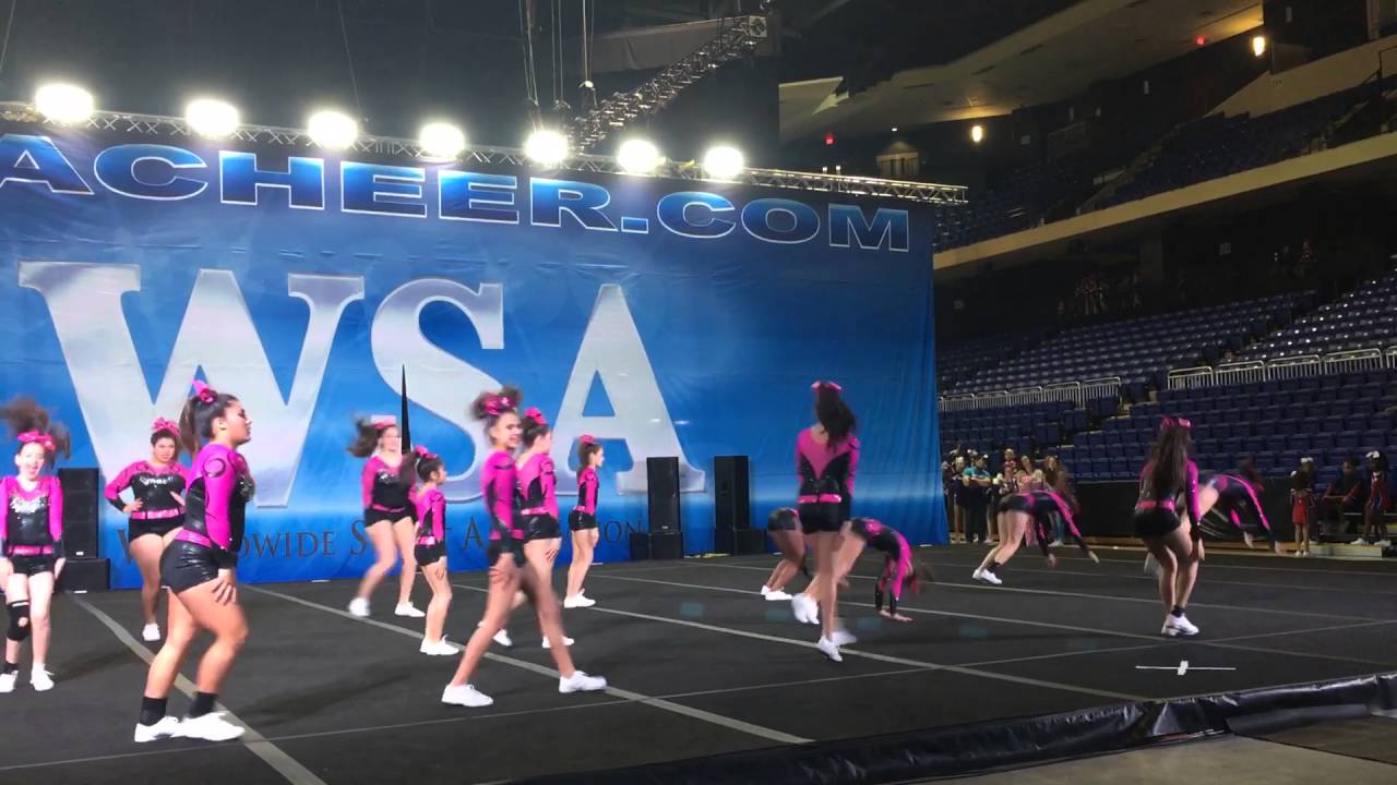 Dynamic cheer - YouTube