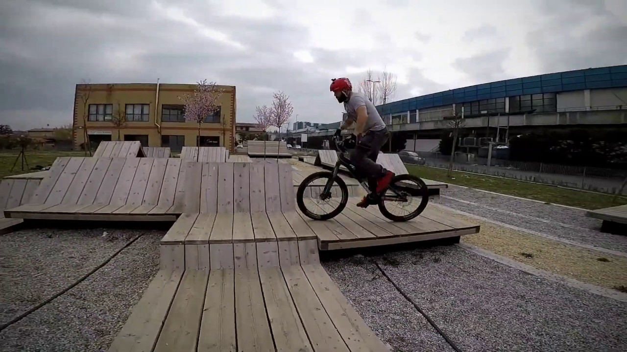 Inspired Skye V3 - Epic spot - Street Trials - YouTube