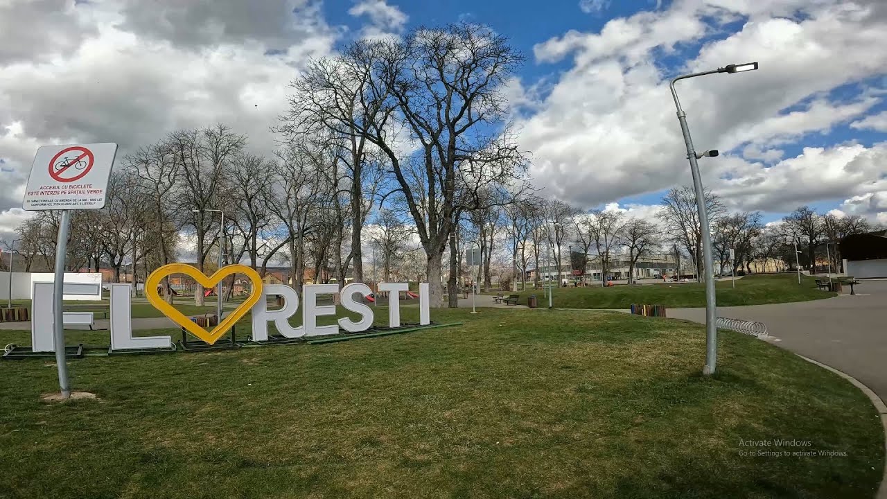 Floresti - Parcul Poligonului - YouTube