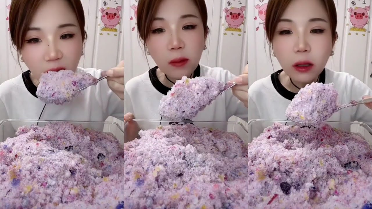 her powdery ice eating asmr - YouTube