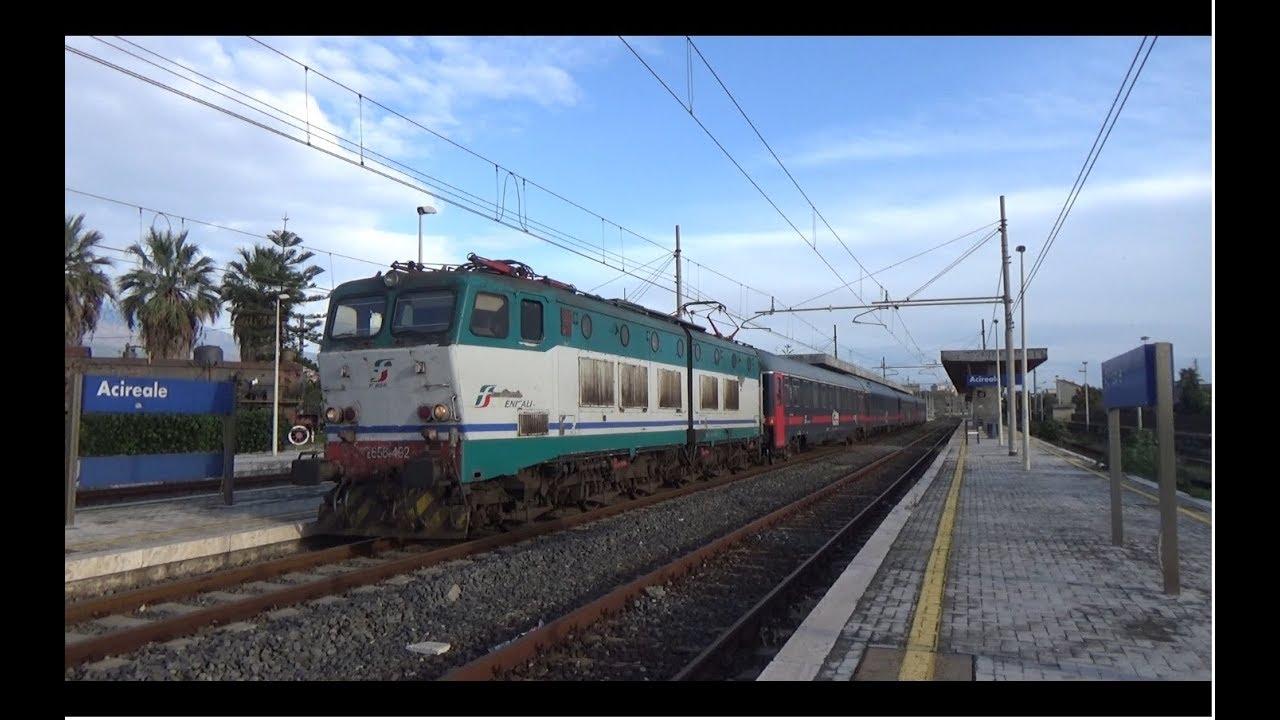 E656.492 sull' ICN 1955 Roma Termini - Siracusa, in partenza da ...