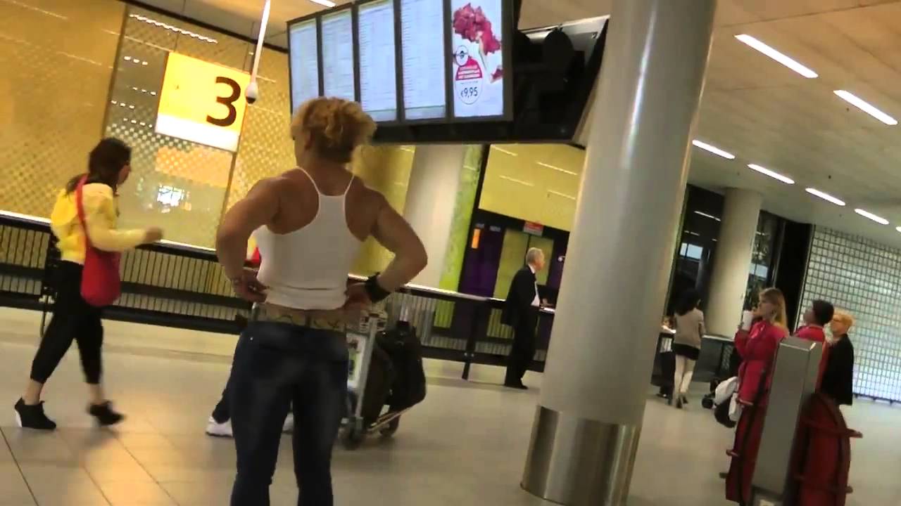 Muscle Building Female Bodybuilder Anna M Strong flexing her huge ...