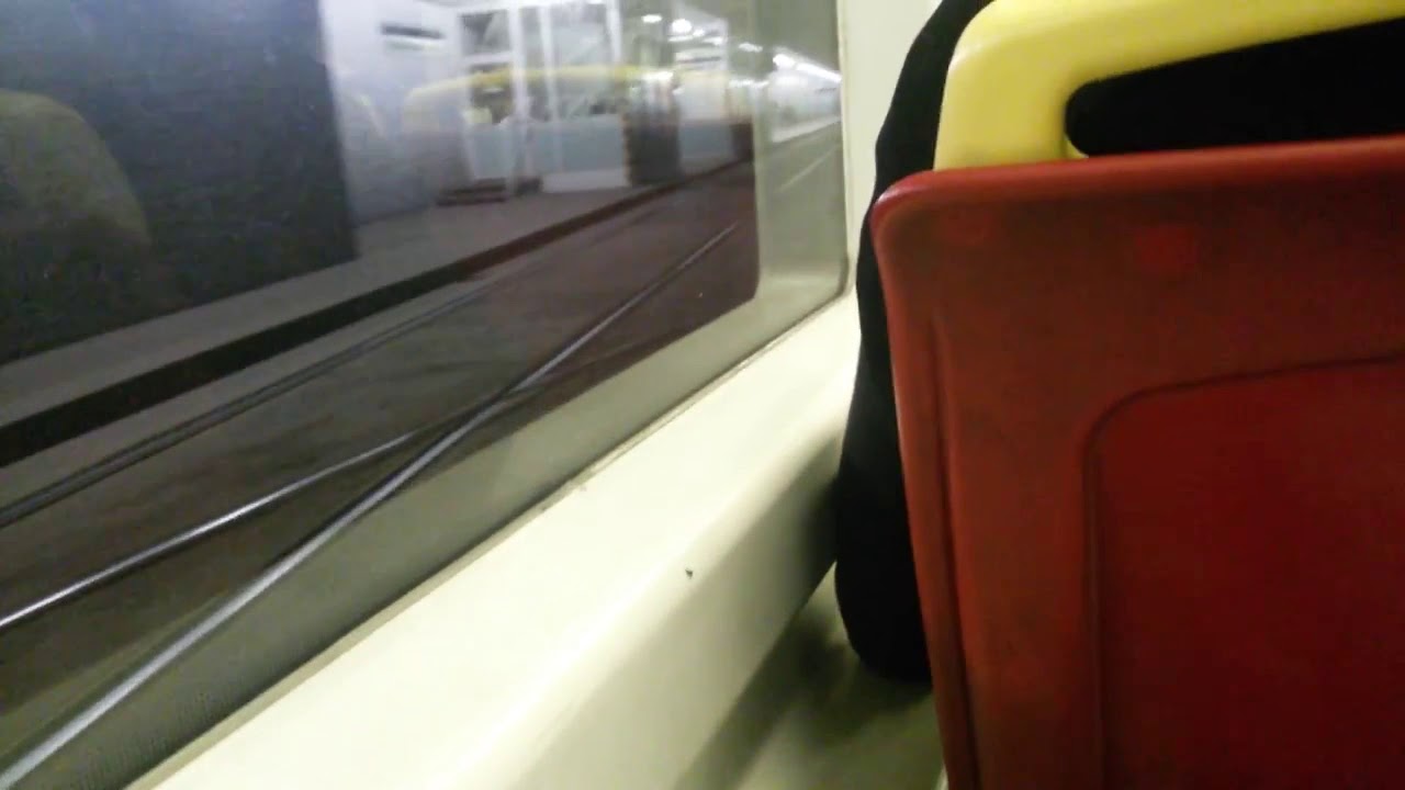Straßenbahn Linie 6 im 10. Bezirk in Wien - YouTube