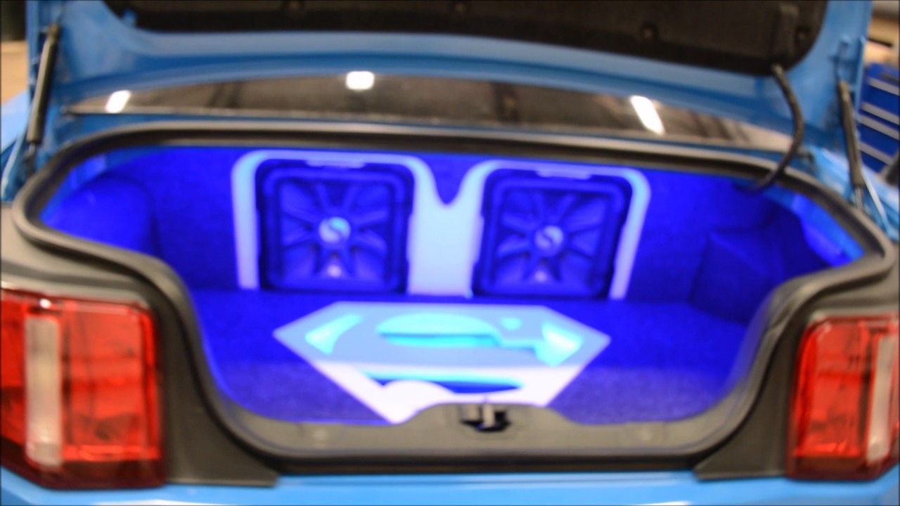 Barry Electronics TV: Superman Mustang Featured Vehicle - YouTube