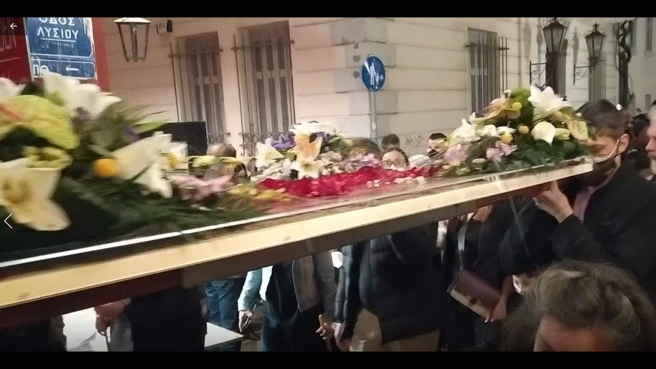 ΜΕΓΑΛΗ ΠΑΡΑΣΚΕΥΗ ΣΤΗΝ ΠΛΑΚΑ [Εκκλησίες, Επιτάφιοι και ταβερνάκια ...