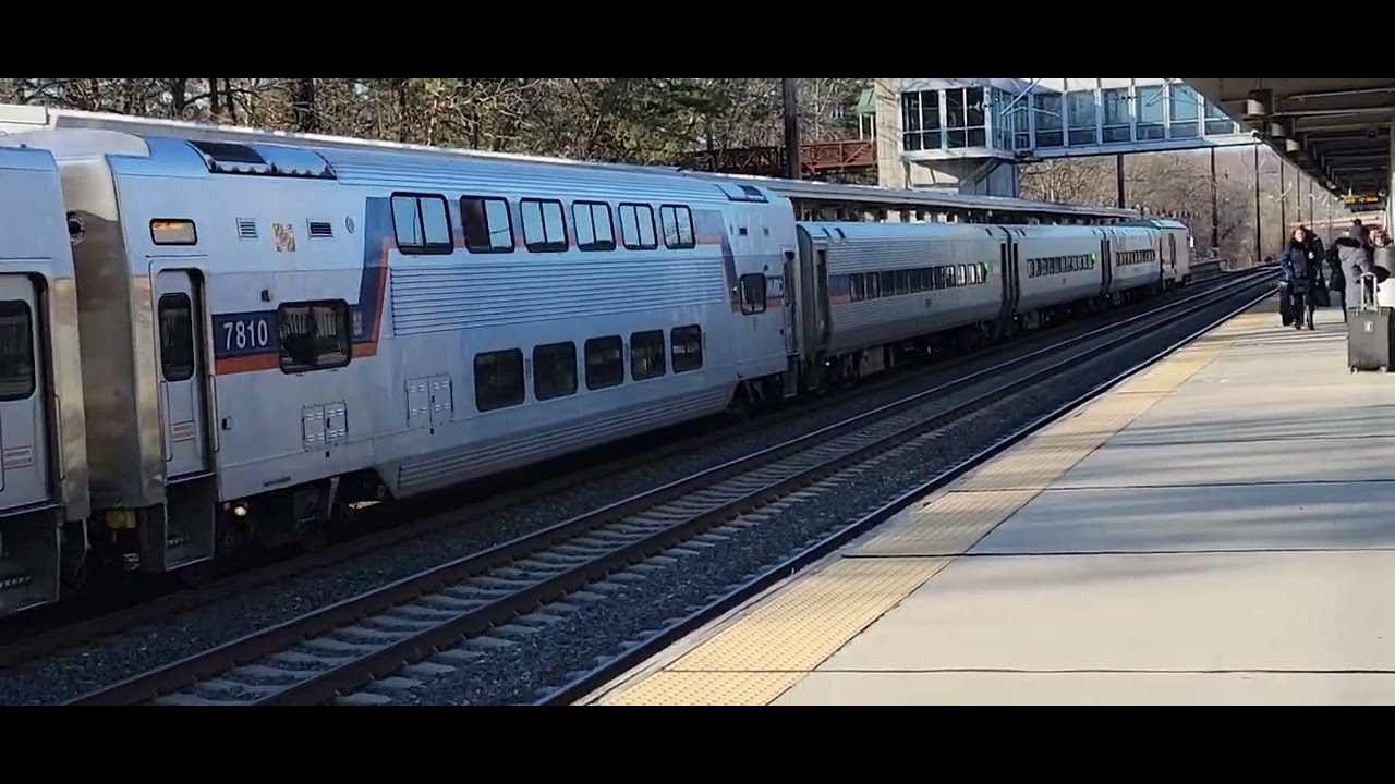 amtrak action at BWI Airport, part 2 - YouTube