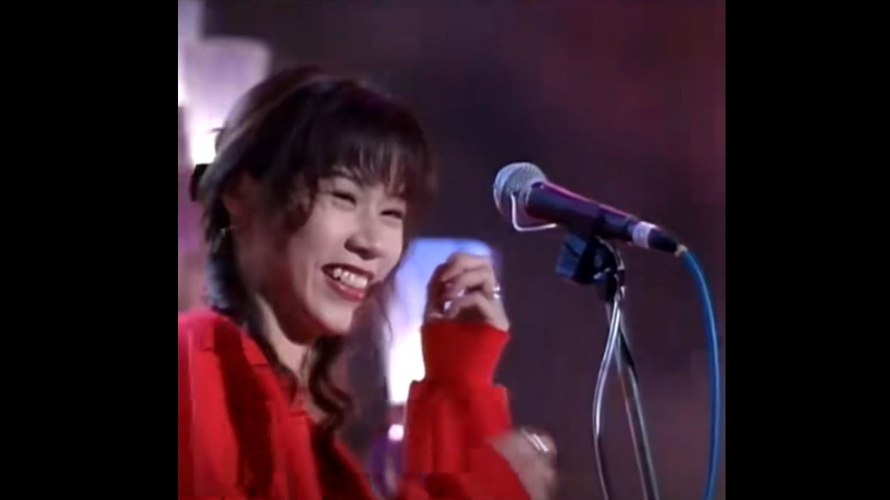 Angela Pang 彭家麗 @ 1993年翡翠歌星賀台慶「反斗群星嗌爆咪」環節 - YouTube