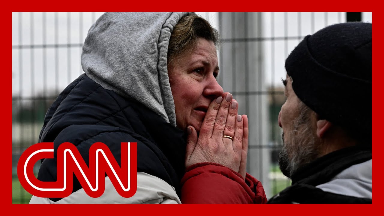 'No let up': Russia hits civilian buildings as they advance on Kyiv ...