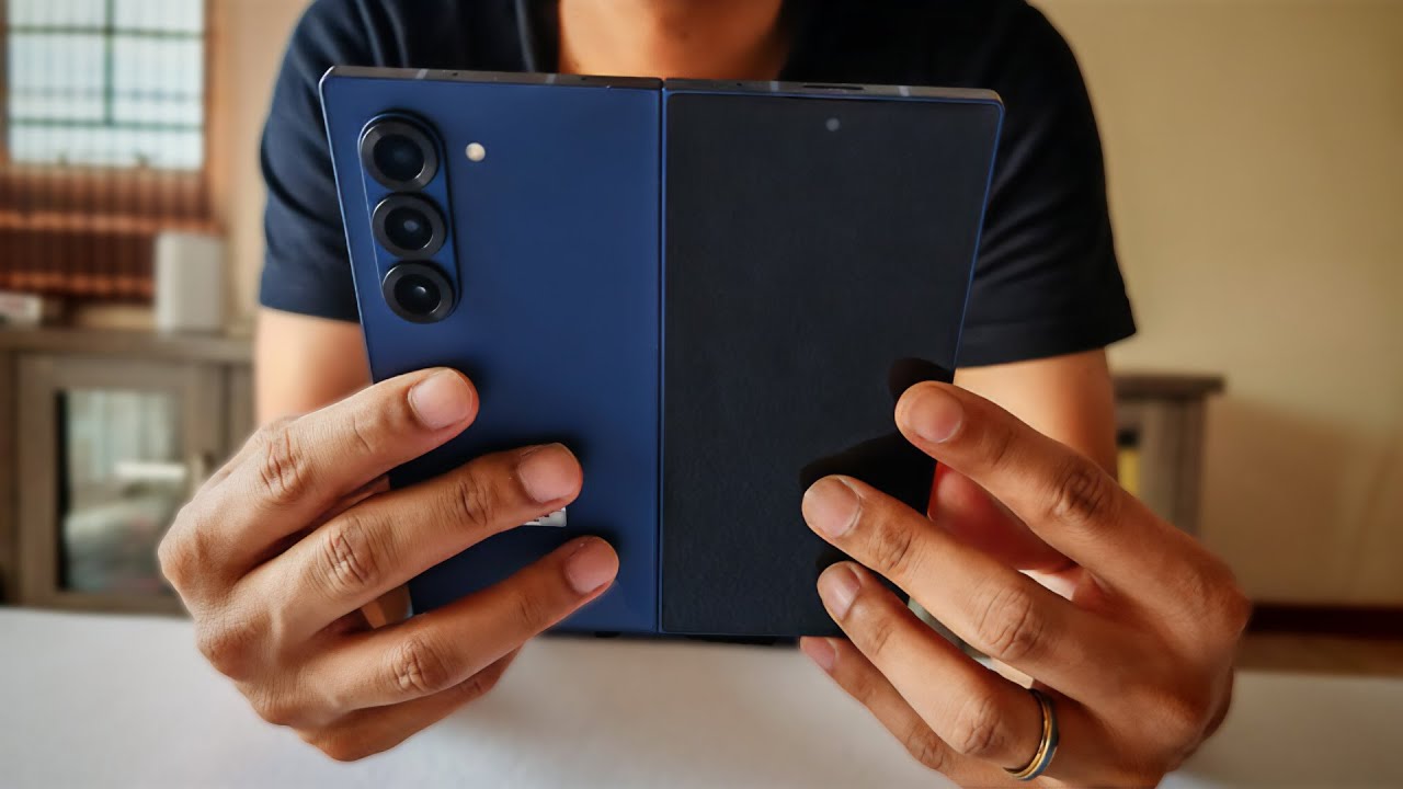 Samsung Galaxy Z Fold6 Review - YouTube