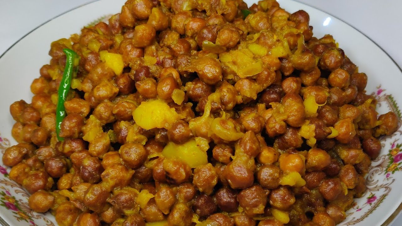 chola vuna recipe || cholar dal recipe bangali || Easy chola bhuna ...