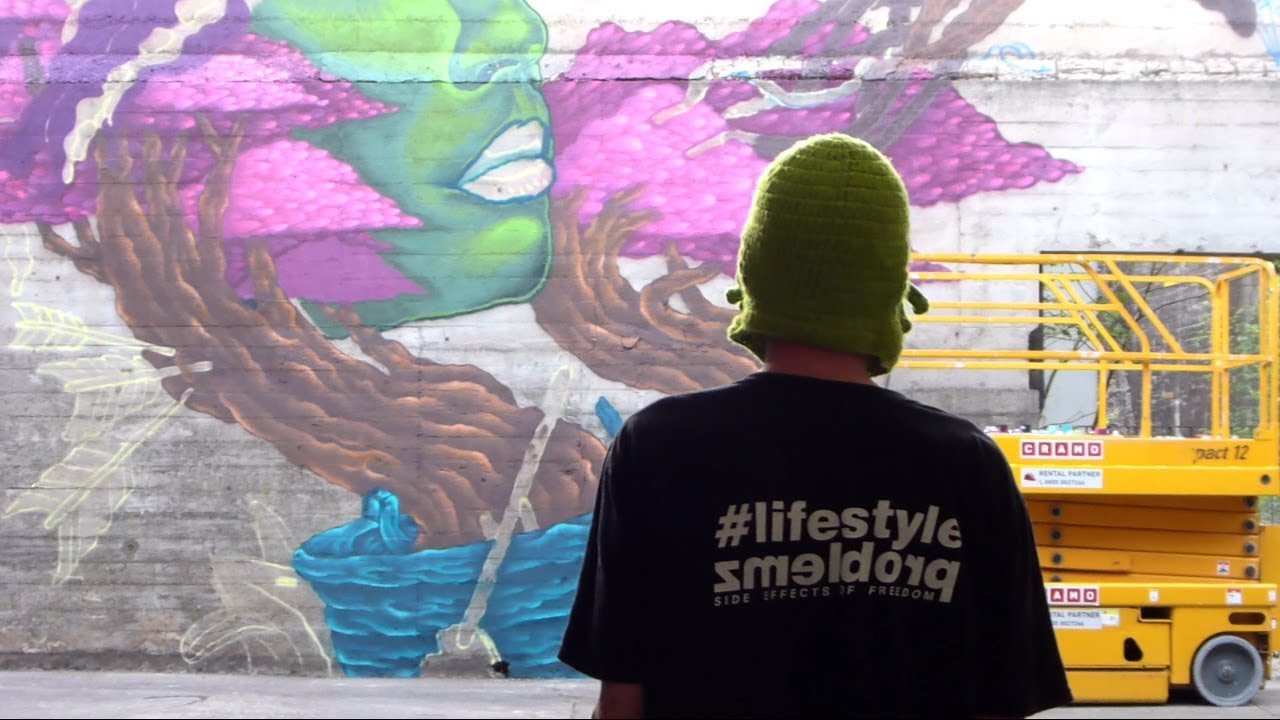 Mother Universe - Graffiti Mural . Carl KENZ - YouTube