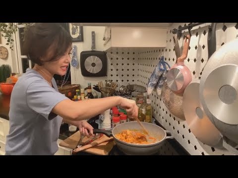 TANTE YUNI LAGI MASAK PART 3