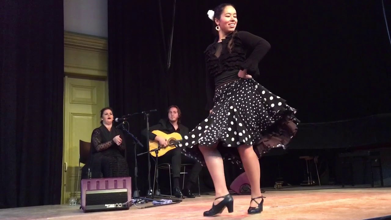 Mathilde Brugman - Flamenco íntimo - YouTube