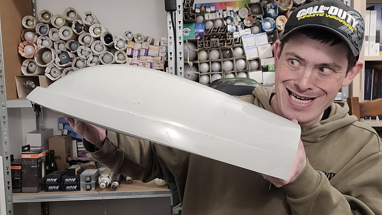 La lanterne PHILIPS IRIDIUM MINI #191 - YouTube