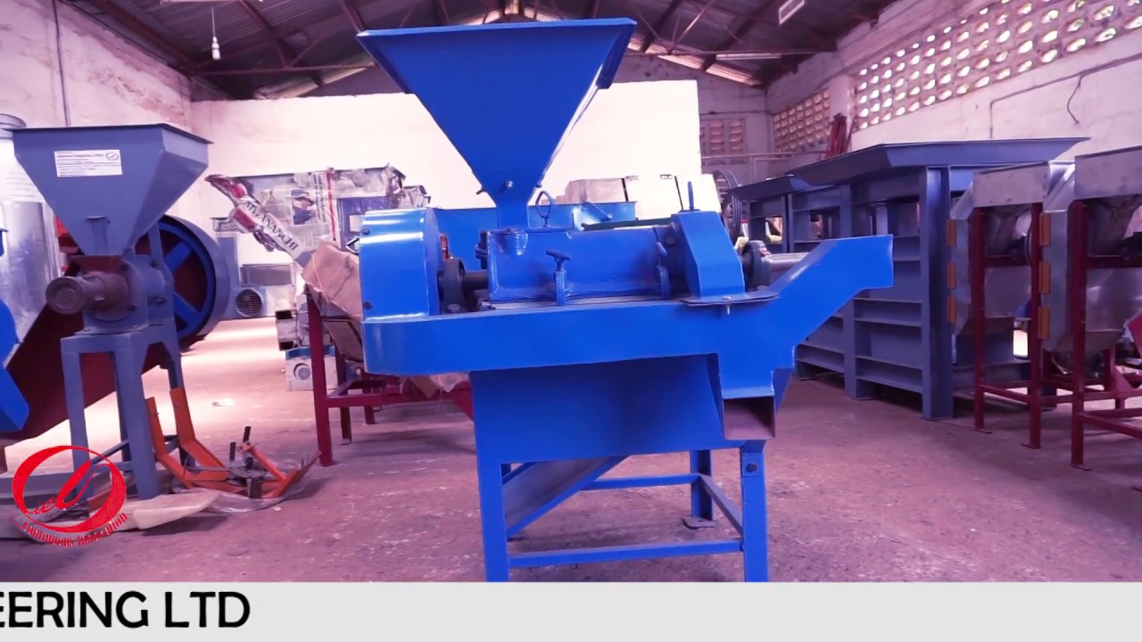 MASHINE IMARA YA KUKOBOA MAHINDI KUTOKA INTERMECH ENGINEERING LTD - YouTube