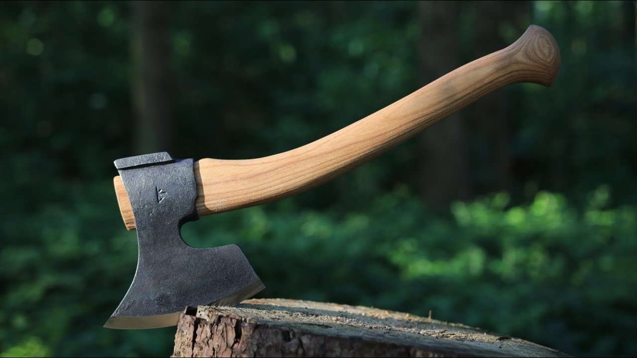 Why I recommend the heaviest Carving Axe possible - Former Patreon ...