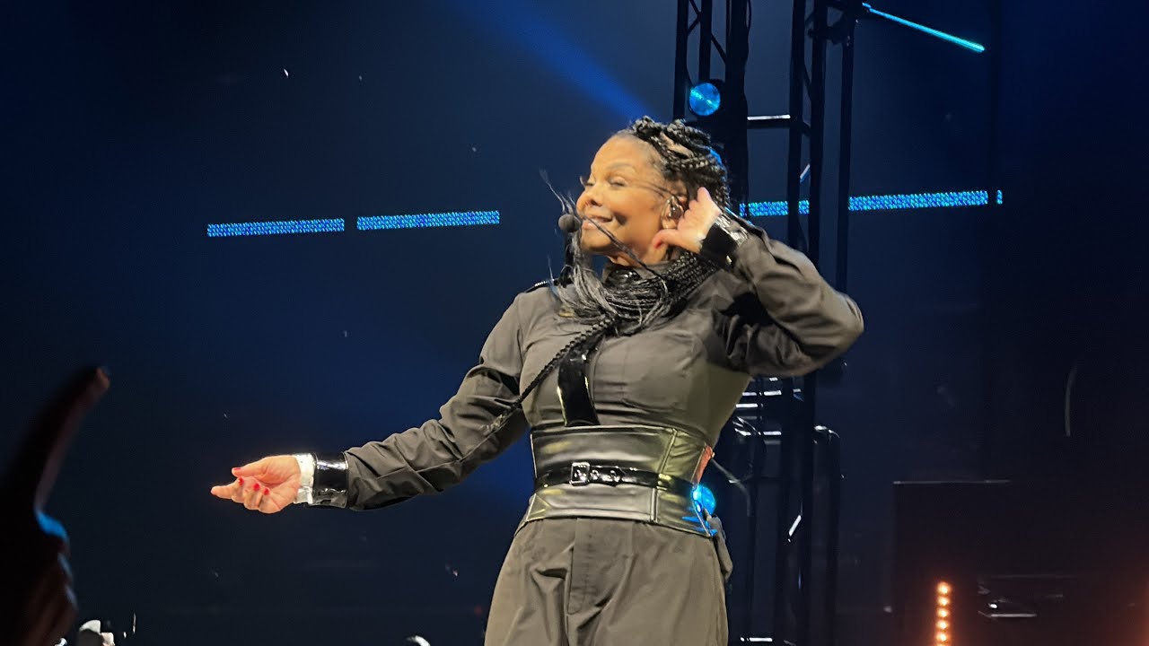 Janet Jackson - Live In Toronto - Together Again - YouTube