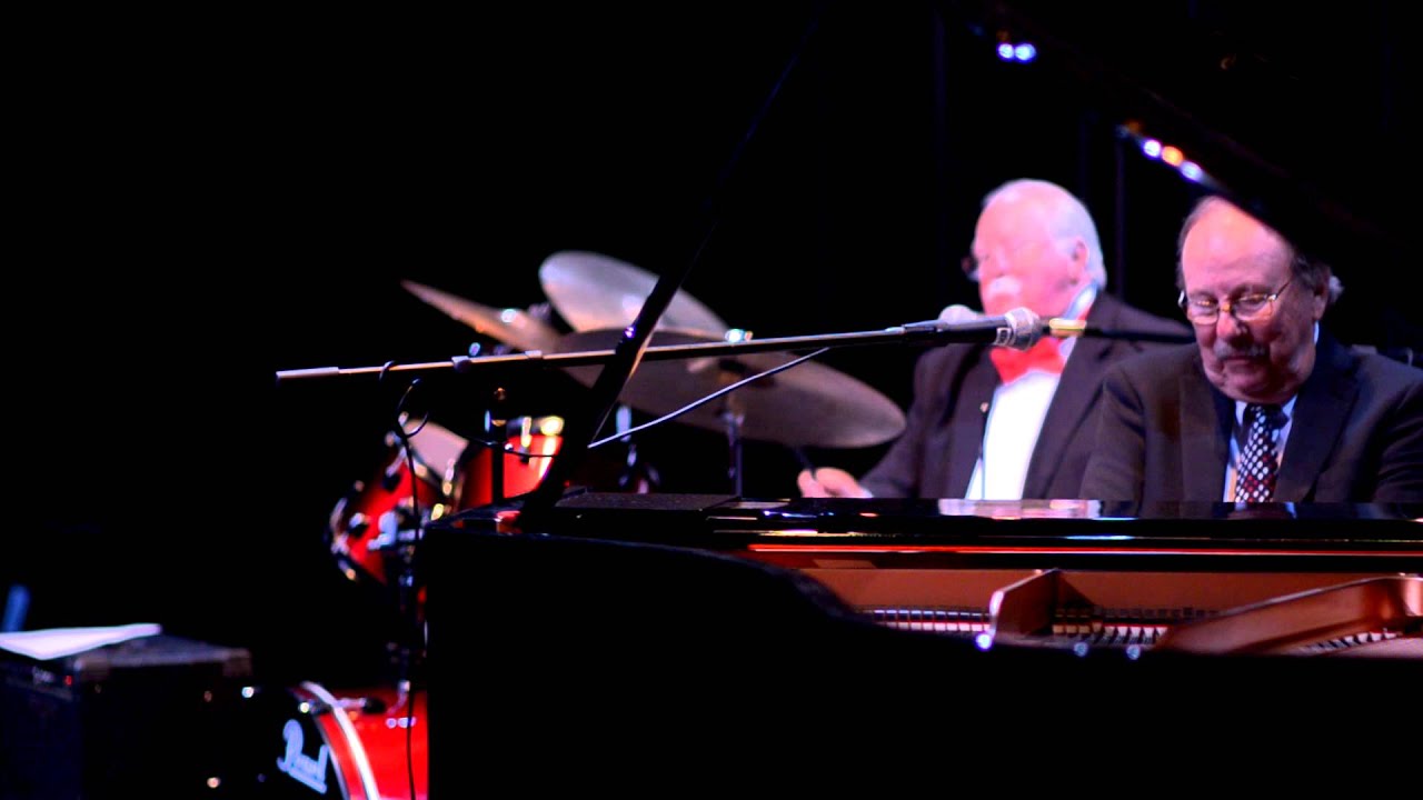 Northern Lights Trio - Stardust - 2015 - YouTube