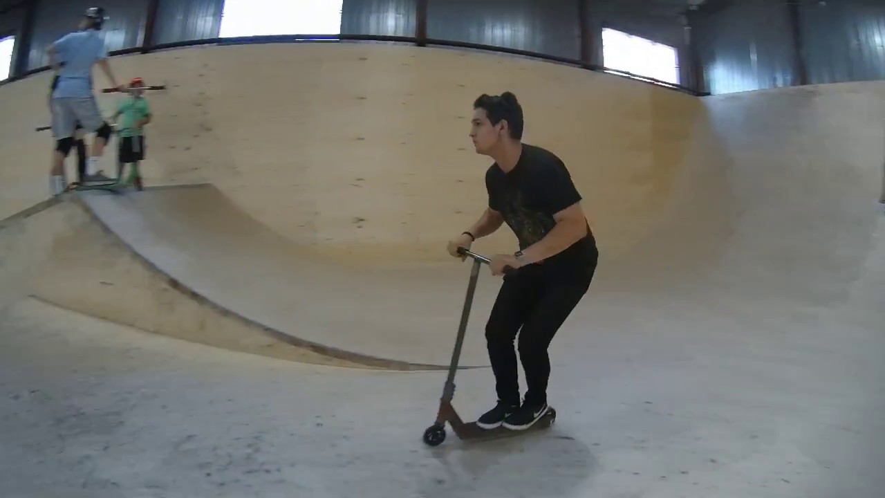 kick scooter tricks Тарабрин Илья #ksspark 20180817 - YouTube