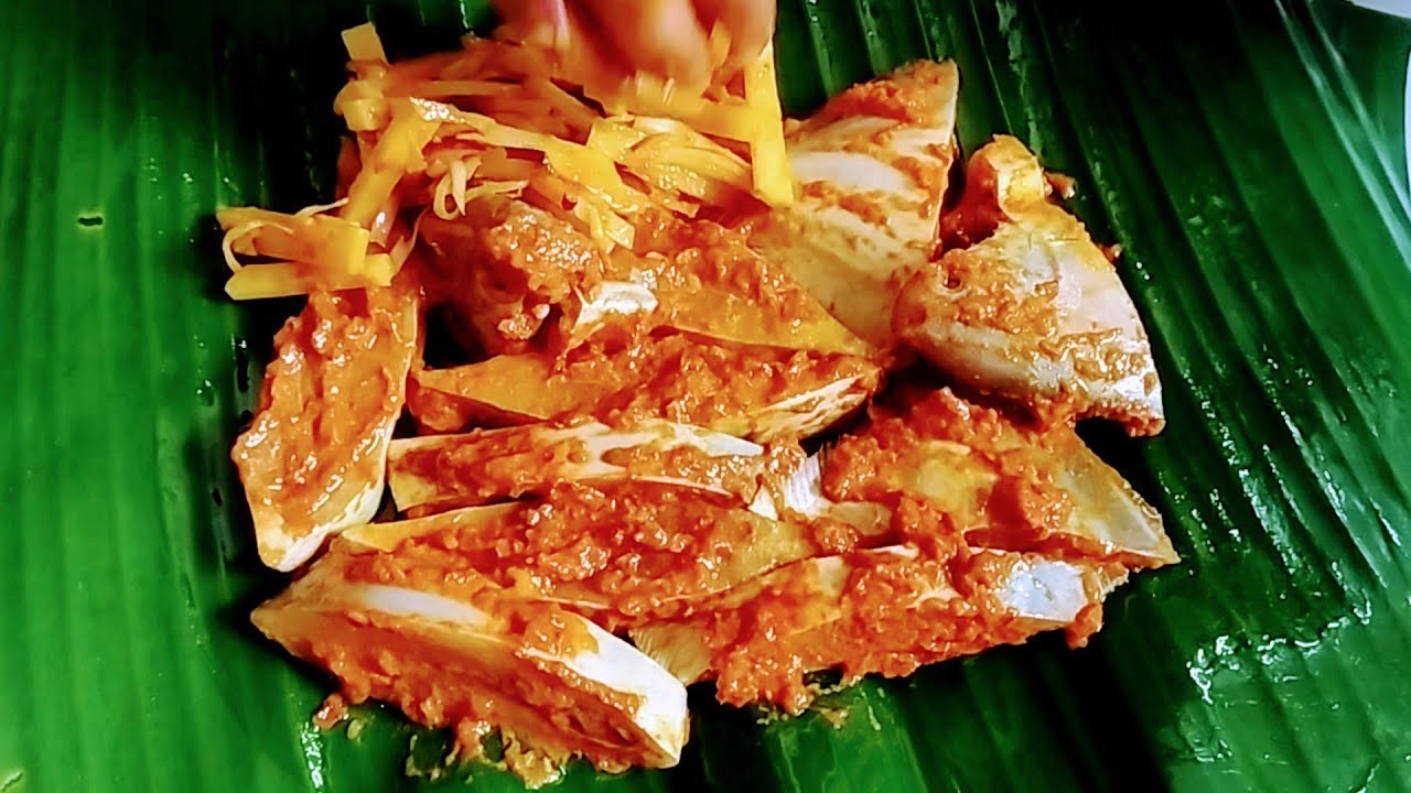 Bengali style famous POMFRET fish tawa fry/Banana leaf fish fry, - YouTube