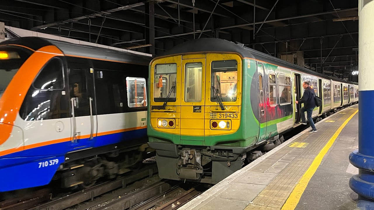 Final Class 319 departing from London Euston - YouTube