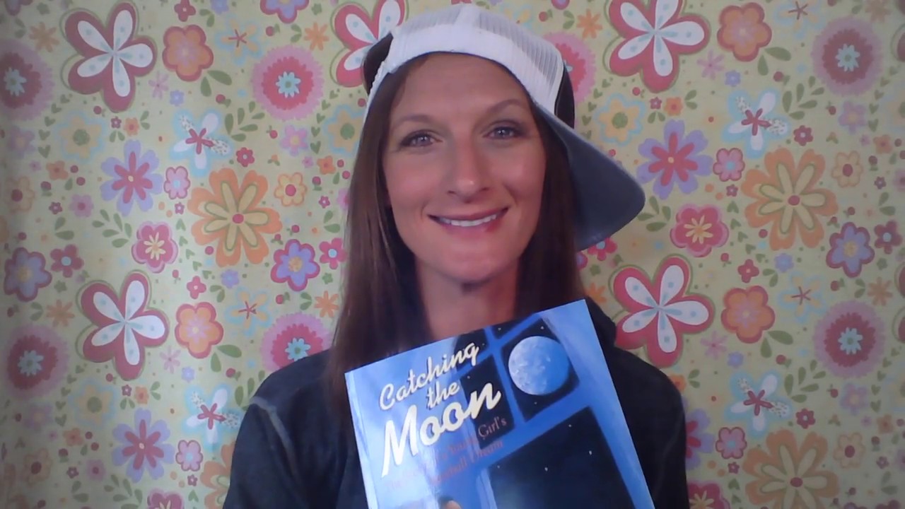 Tuesday April 7th Catching the Moon - YouTube