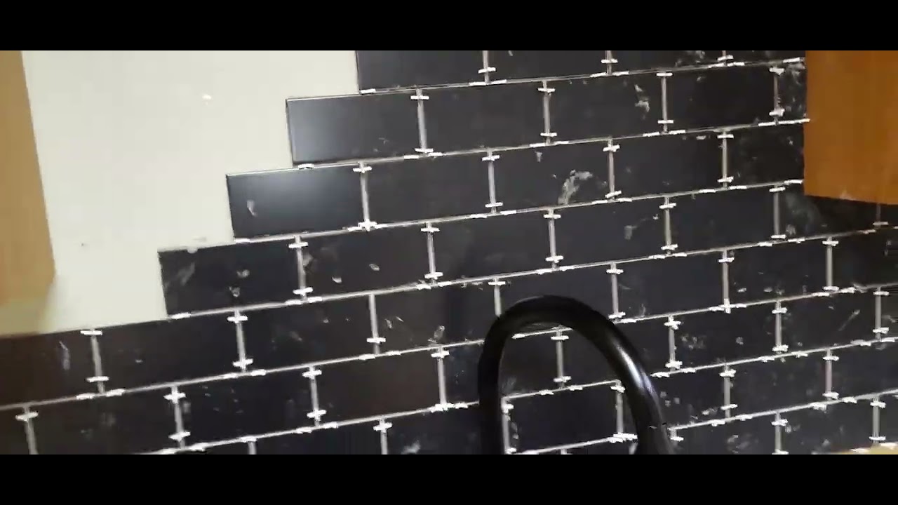 Ceramic tile backslash using 1/8" spacers. - YouTube