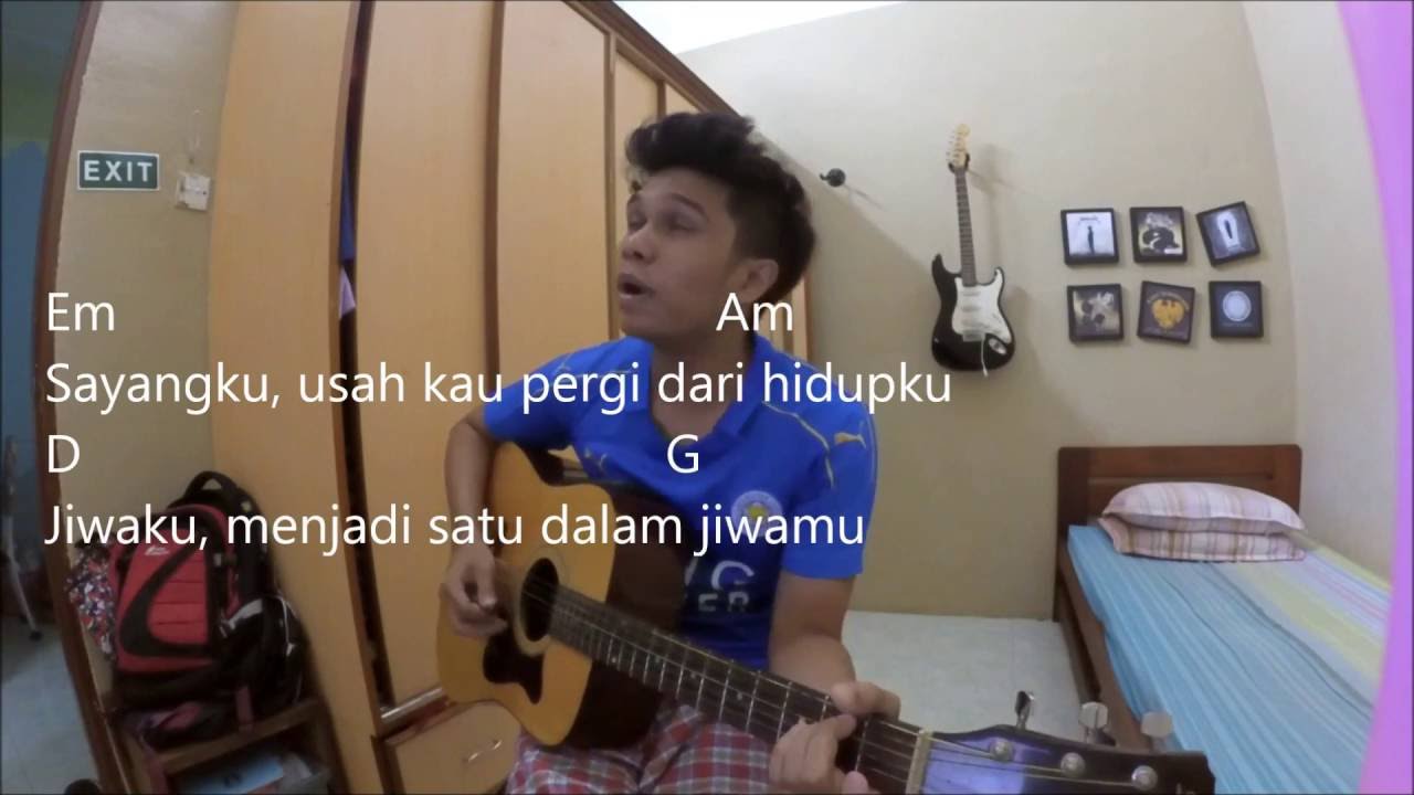 cara main gitar akustik Data - Sayangku (versi projector) - YouTube