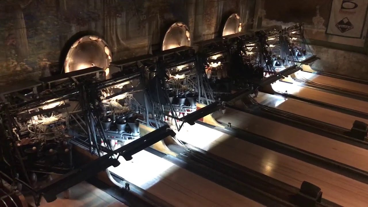 Ariel Friedler at the bowling lanes - YouTube