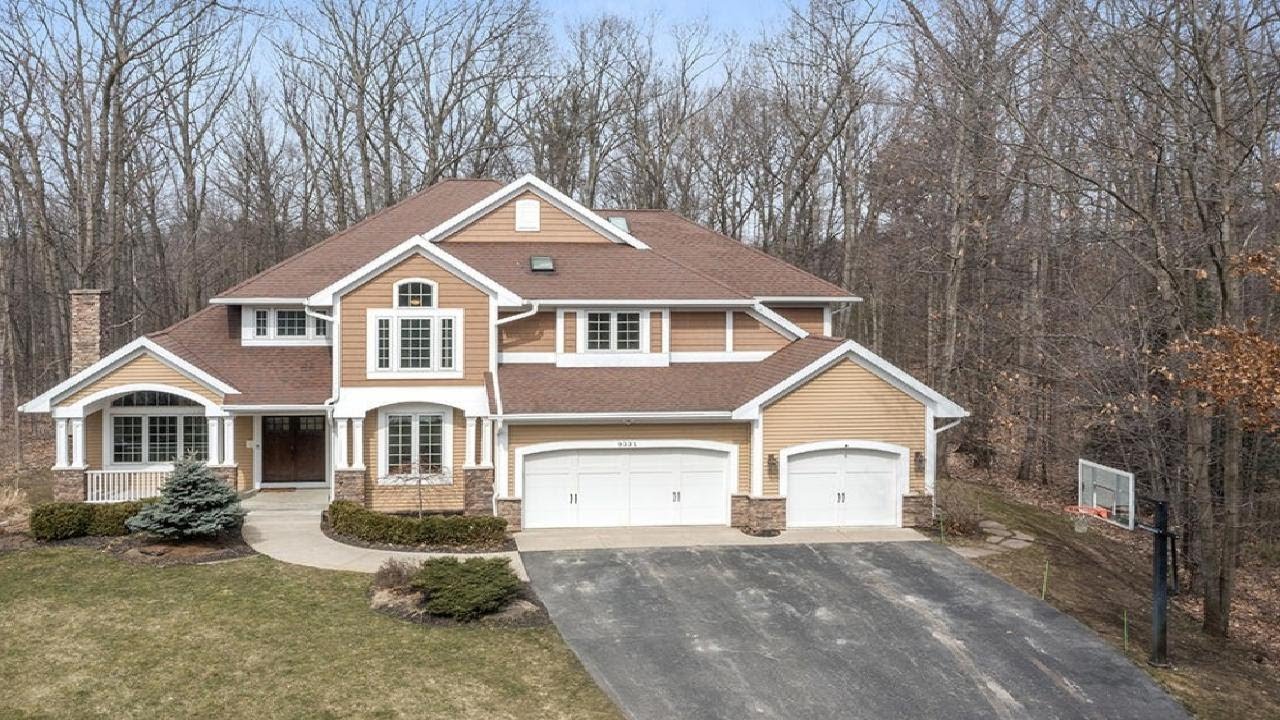 9331 Bay Harbor Court NE, Rockford, MI Presented by Jody Bernhardt ...