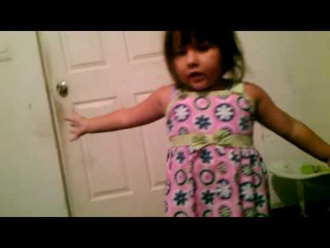 Shakira, mini shakira Ashley Cuellar Evans, waka waka