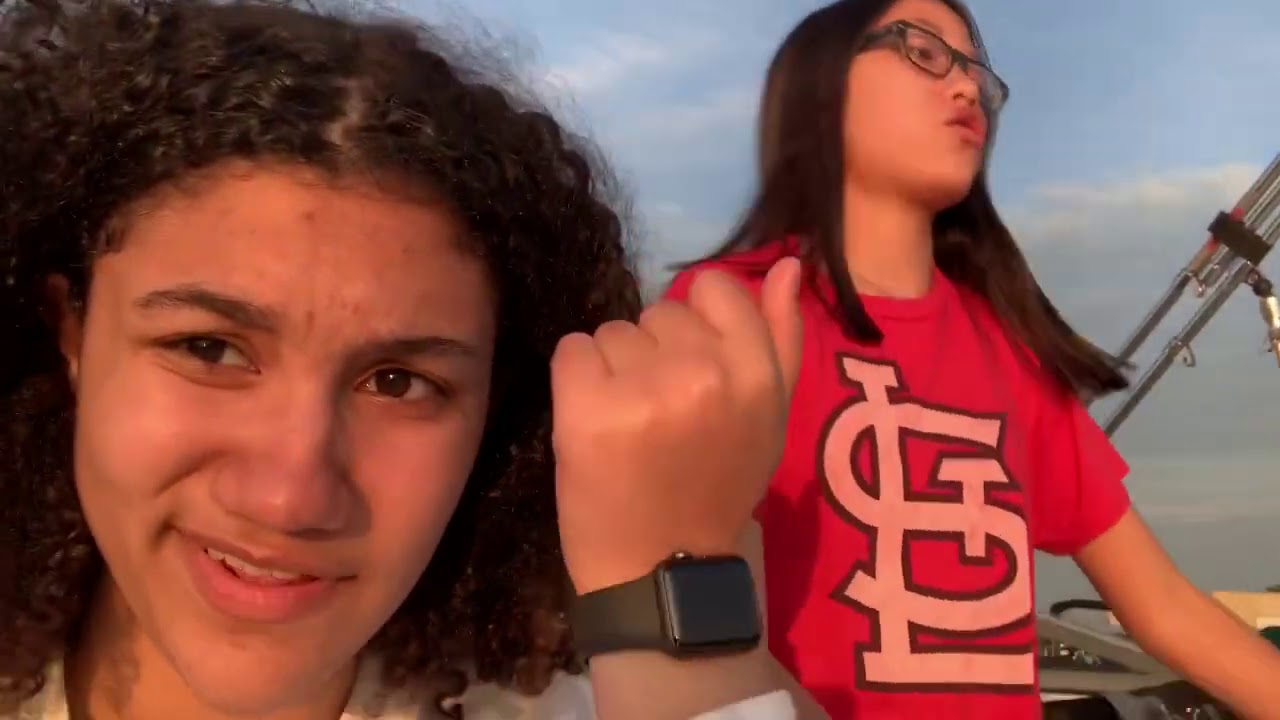 sunset + boat vlog w tata and ari😎💅 - YouTube