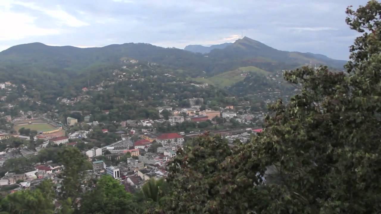 Kandy Bahirawa Kanda temple 270 degree view - YouTube