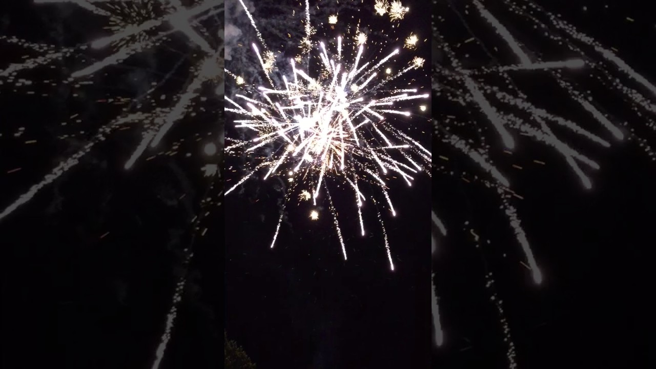 Bad company 25 shot firework - YouTube