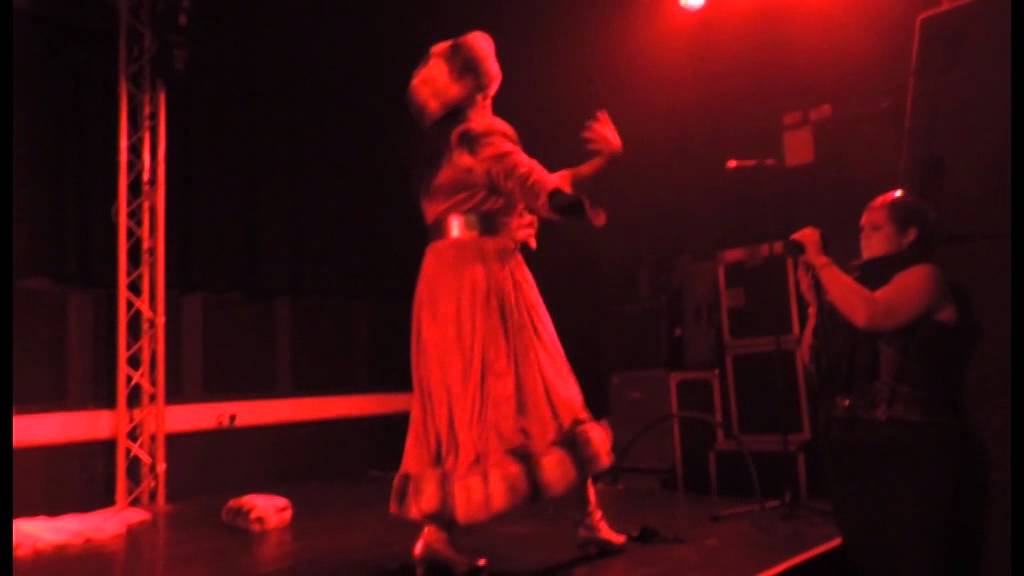 Raven Noir The Empress - YouTube