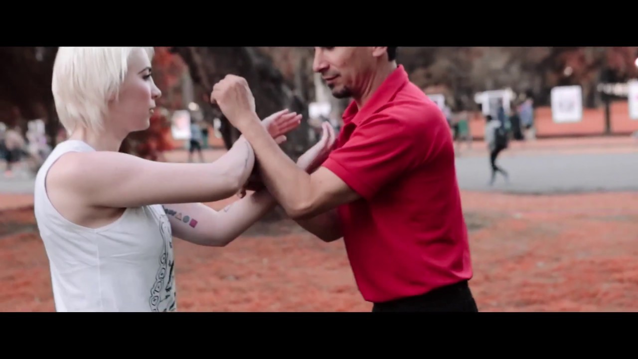 MUJERES QUE / La historia del Wing Chun - YouTube