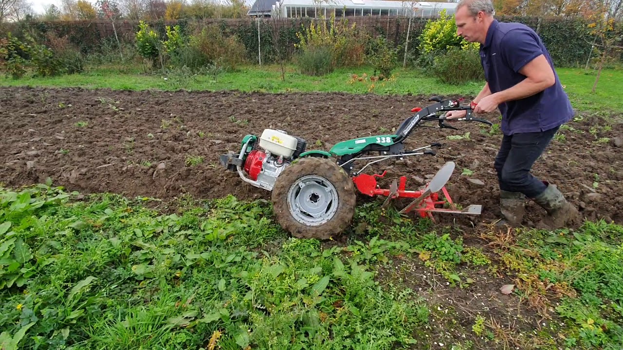 Ferrari 338 ploegen - YouTube