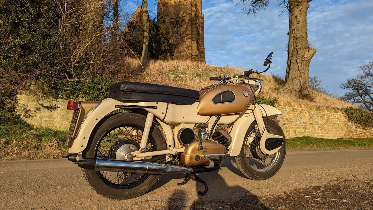 1963 Ariel Arrow SS. Will it run and ride? - YouTube