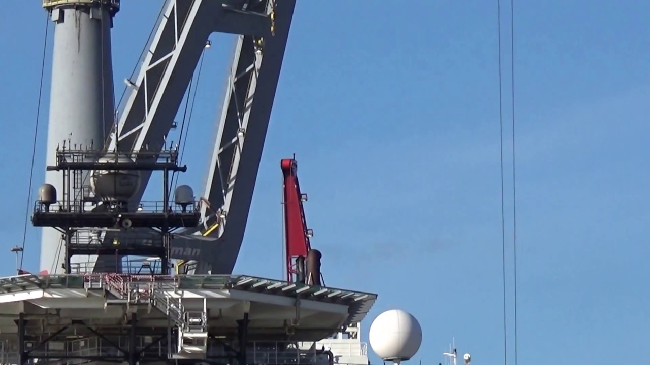 Heijplaat The Seven Borealis Subsea 7 - YouTube