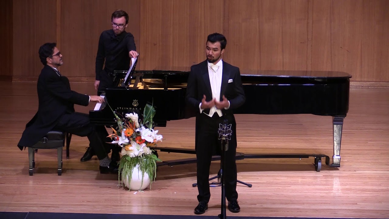 Anthony Leon, Tenor - "O Paese D' O Sole," D'Annibale - YouTube