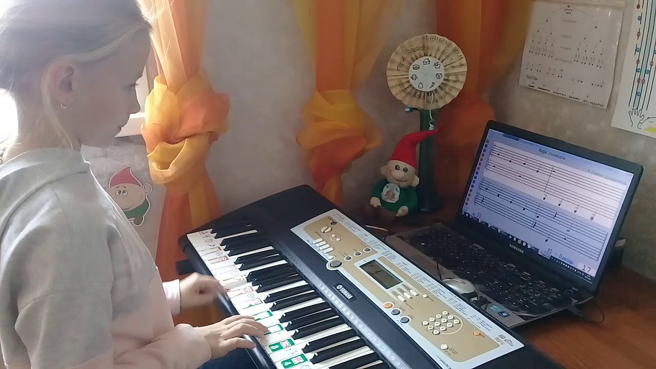 SOFT MOZART Winter Recital 2019 2020 Victoria 10 plays Gnomes marching ...