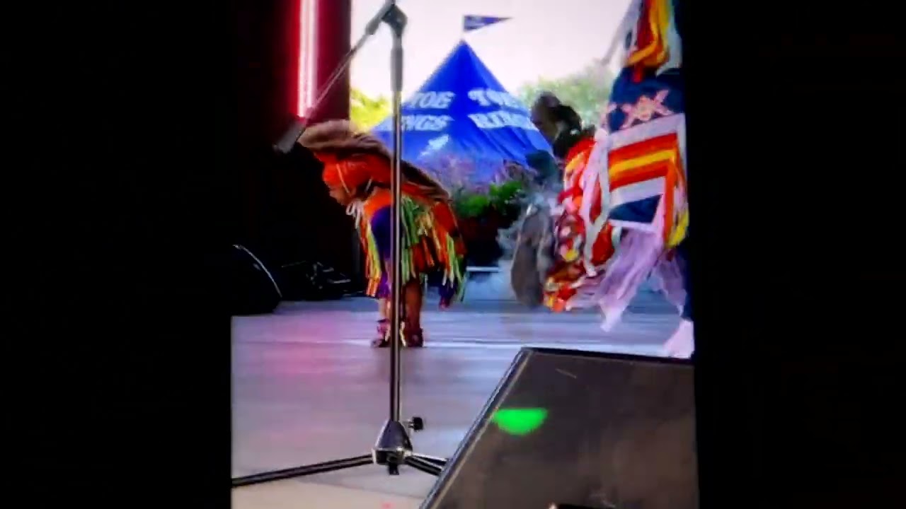 5yo w Dad dancing Native American dance - YouTube