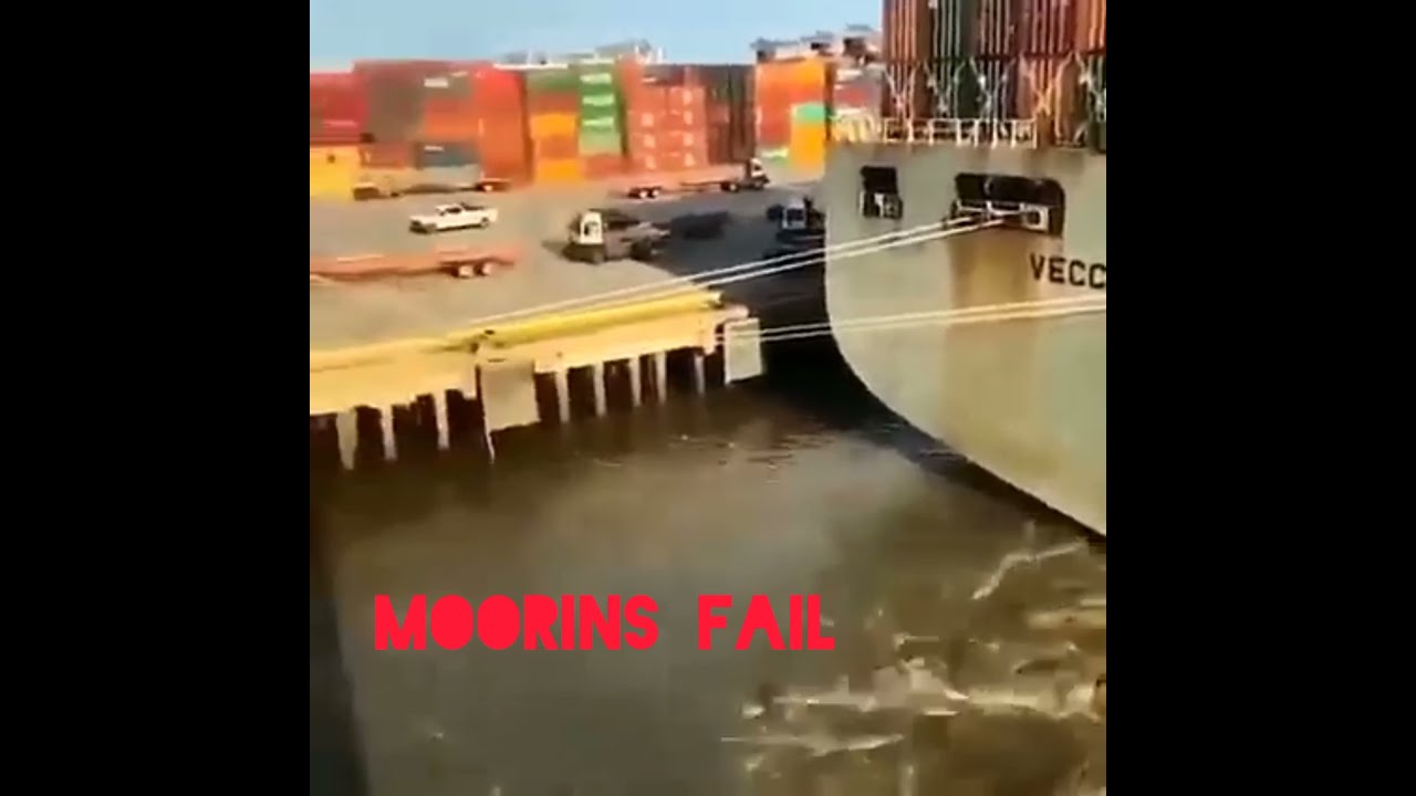 Mooring Rope Fail 🚢 - YouTube